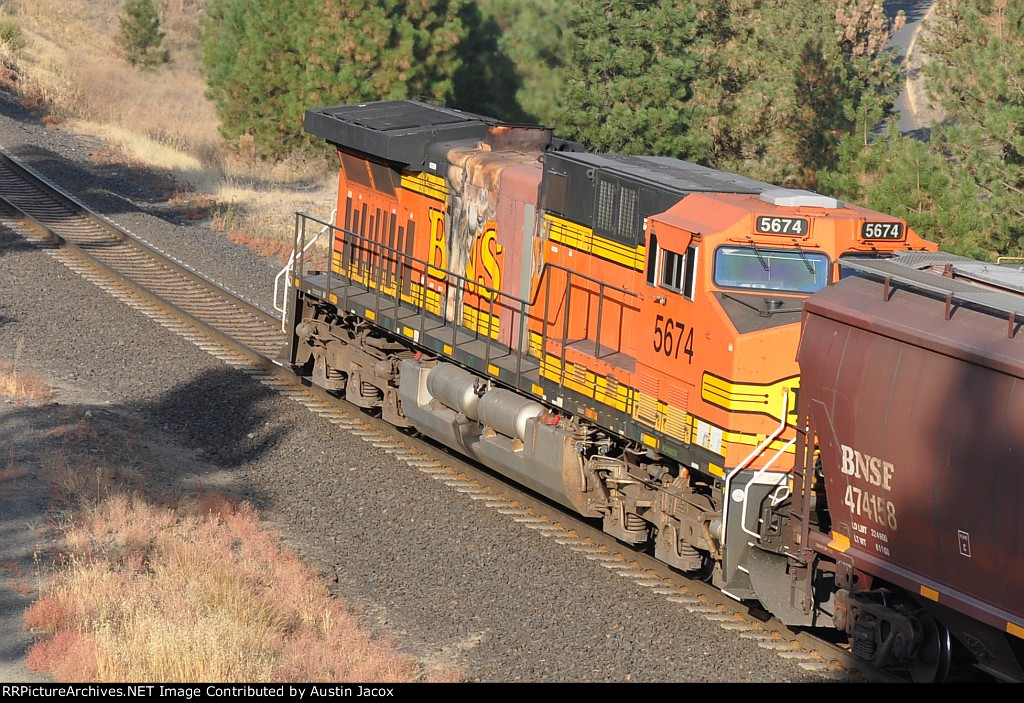 BNSF 5674